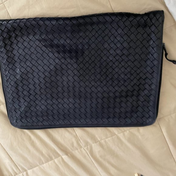 Desmo | Bags | Desmo Soft Handwoven Leather Folio Made In Italy | Poshmark